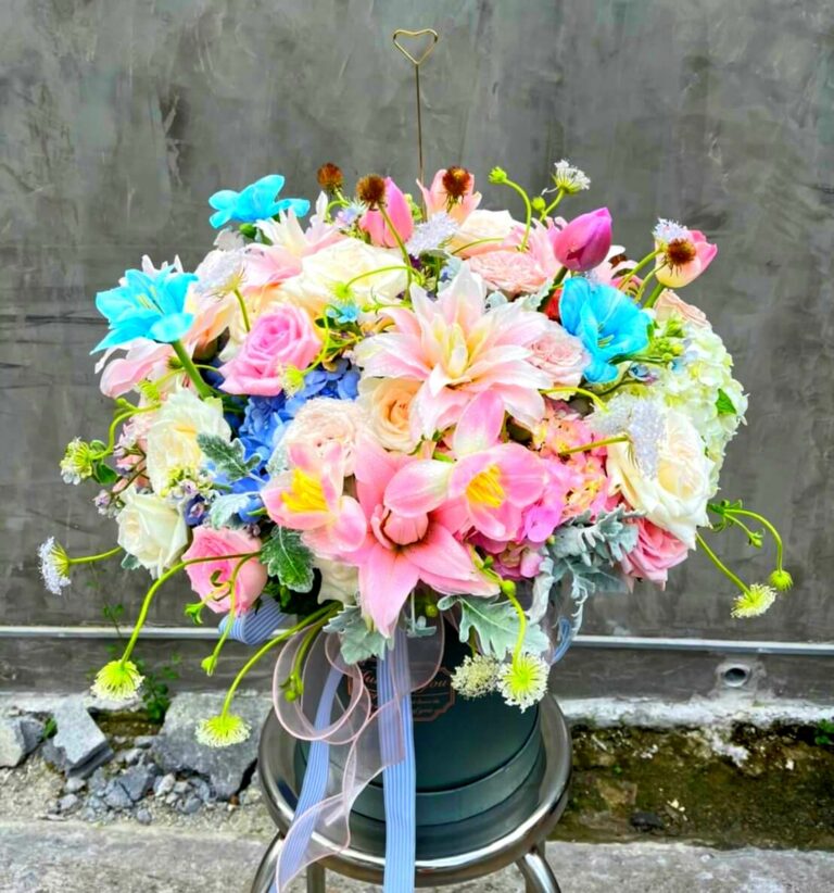 Luxurious Present flower box ⋆ Flower Delivery in Bangkok